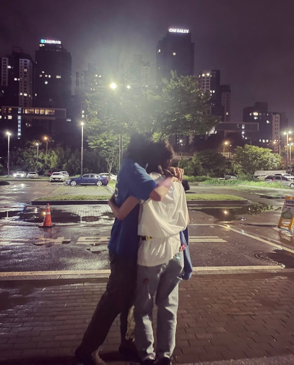 K-stars Gong Hyo Jin and Kevin Oh Celebrate One Year of Marriage - A ...